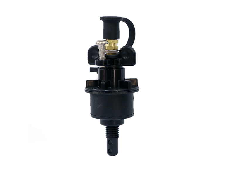 Tricap gas sampling well cap with male QC coupling | Geotechnics